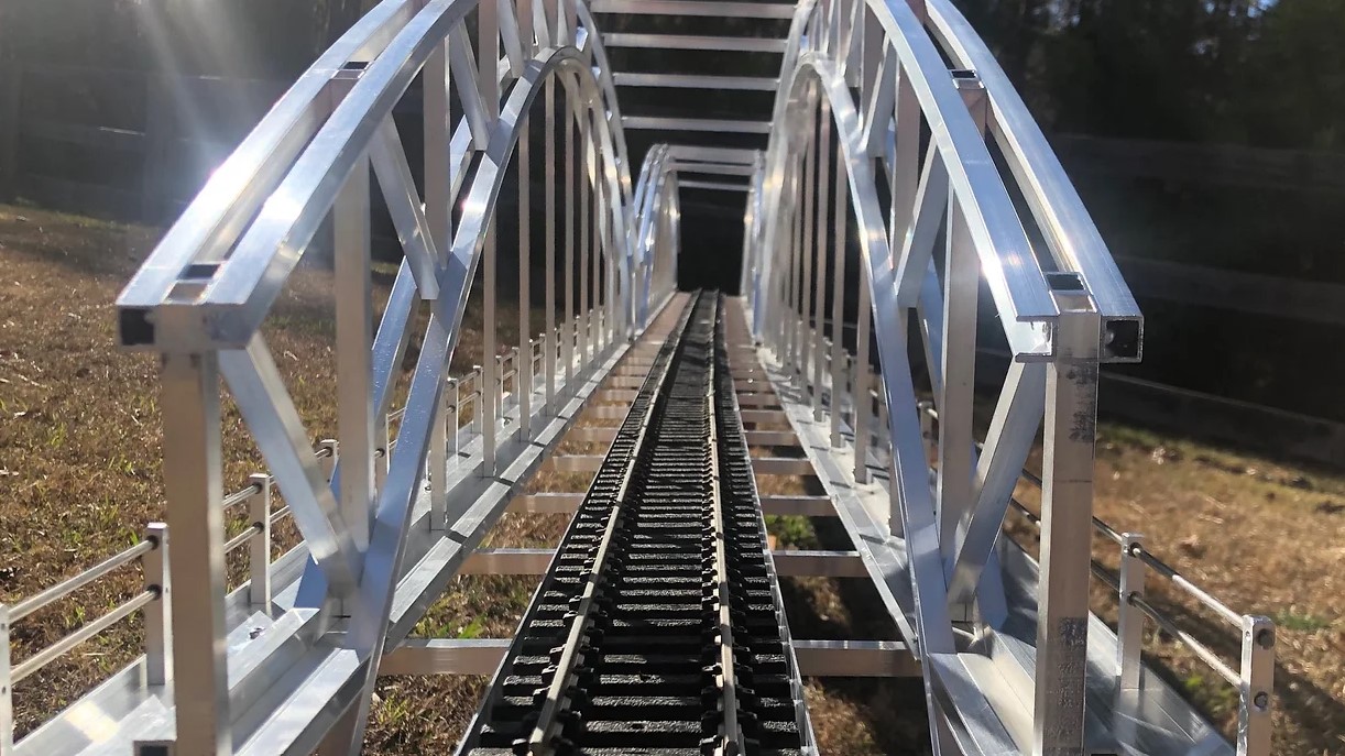 Split Jaw New Products December 2023 - Large Scale Trains